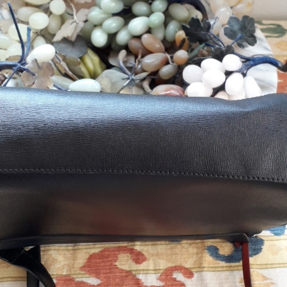 Innue | Bags | Innue Bag | Poshmark